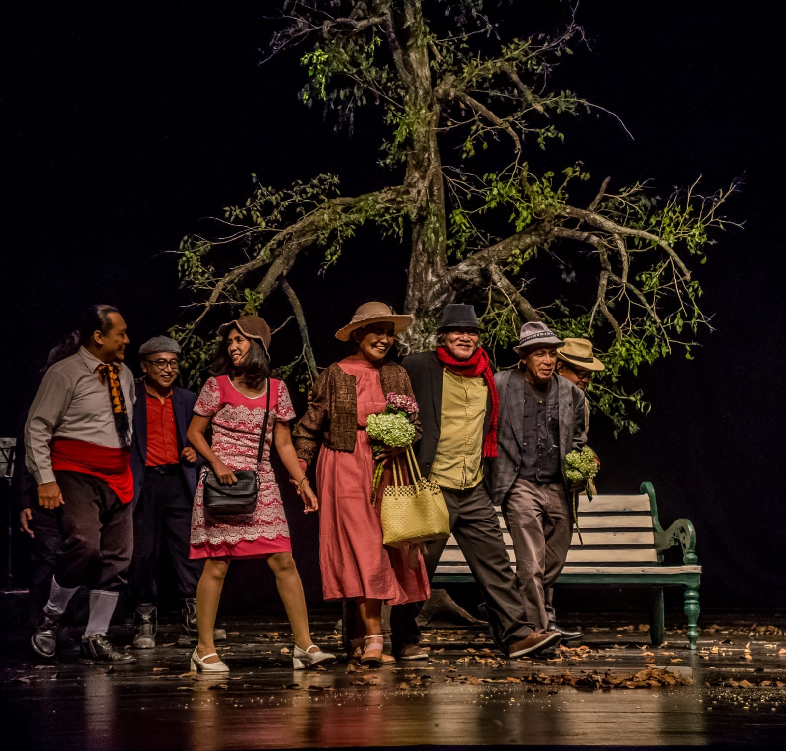 Pagi yang Bening, Cinta yang Hening : Ulasan “Pagi yang Bening” -Teater ...